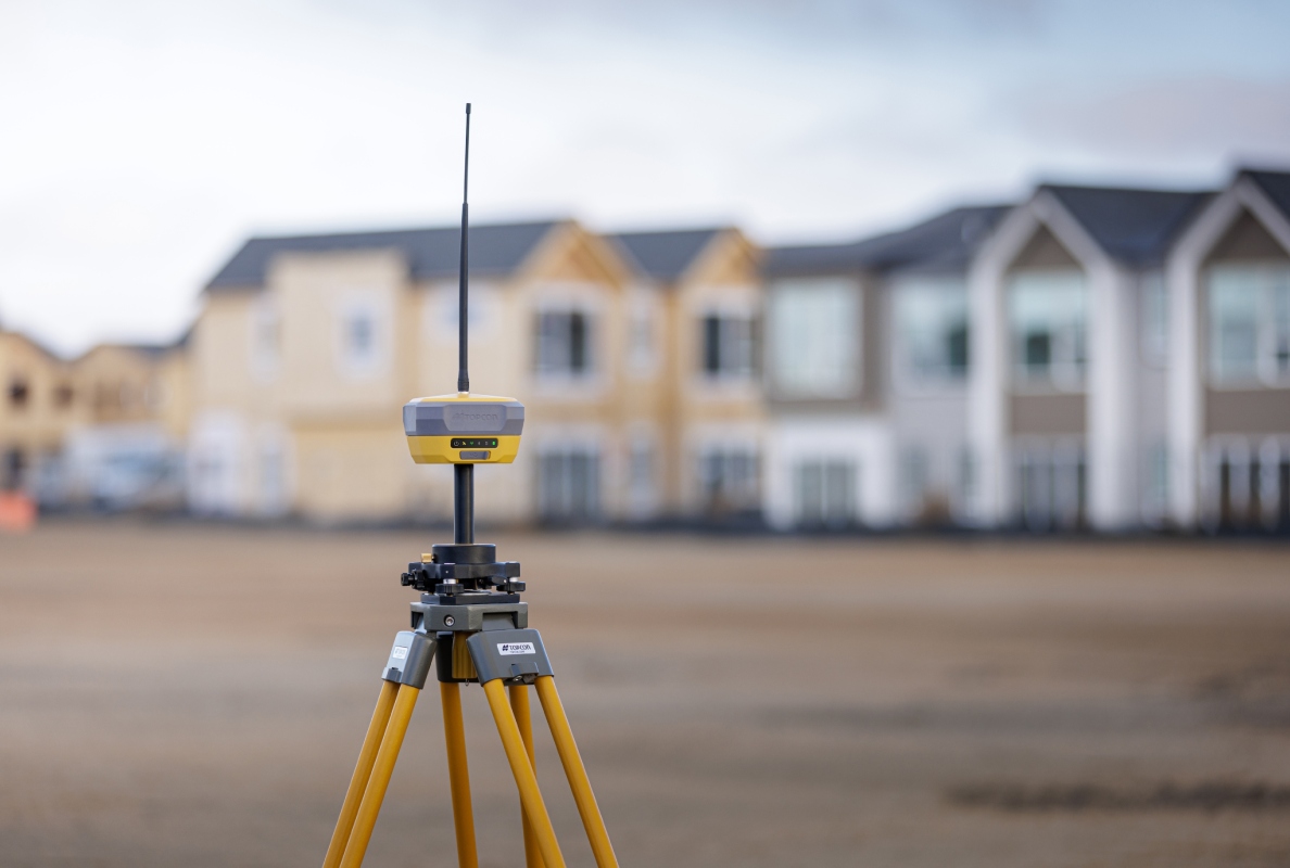 Topcon stellt den neuen HiPer XR GNSS-Empfänger für hohe Genauigkeit ...