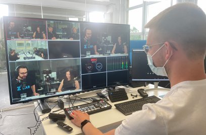 Christian Marx führt Regie bei der Podcast-Aufnahme | LECTURA Press