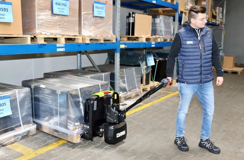 Kompakter Lagerhelfer | LECTURA Press