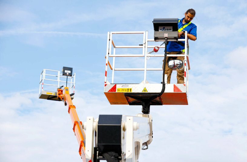 Messe Karlsruhe als Zentrum für Hebe- und Höhenzugangstechnik bei den Platformers' Days vom 08 ...