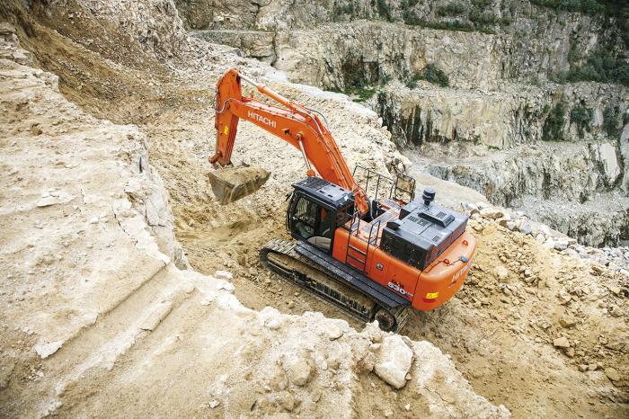 NEWS: Hitachi delivered a machine to France | LECTURA Press