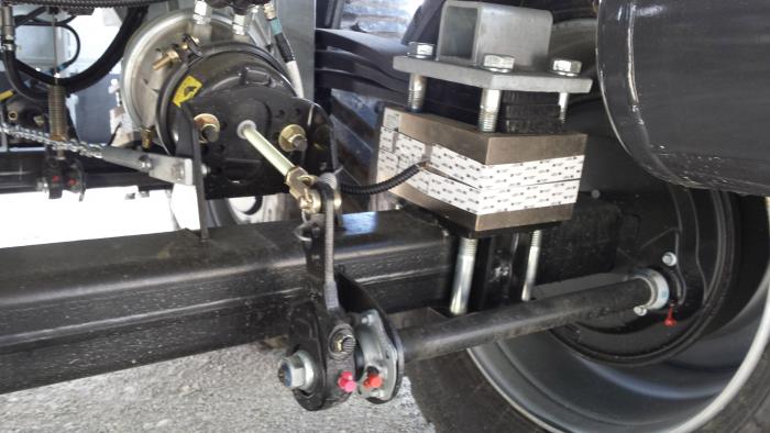 To make weighing more accurate, on any kind of vehicle: the Fliegl Axle ...