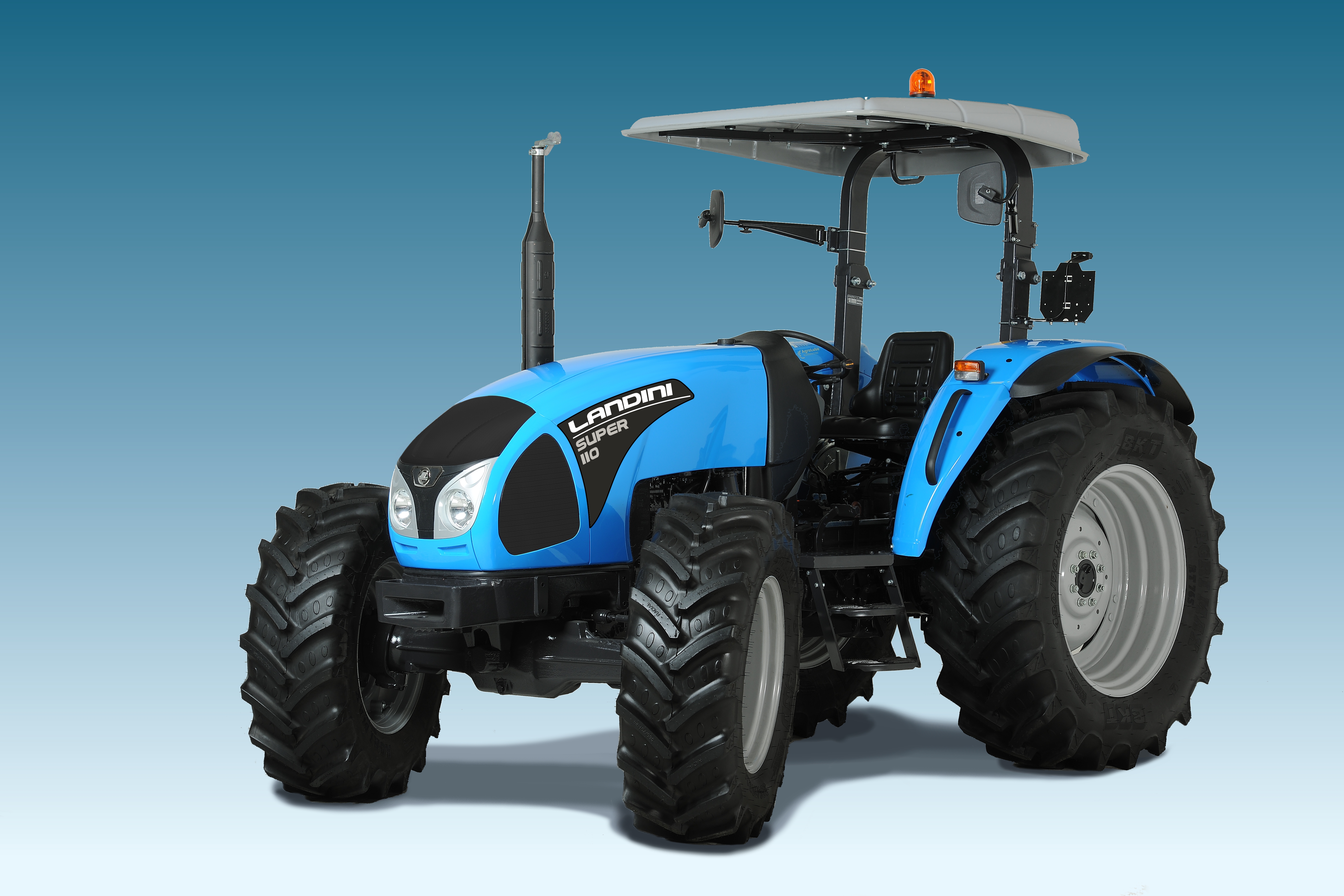 Landini REX 4: the King of Sima 2017, along with lots of other ...