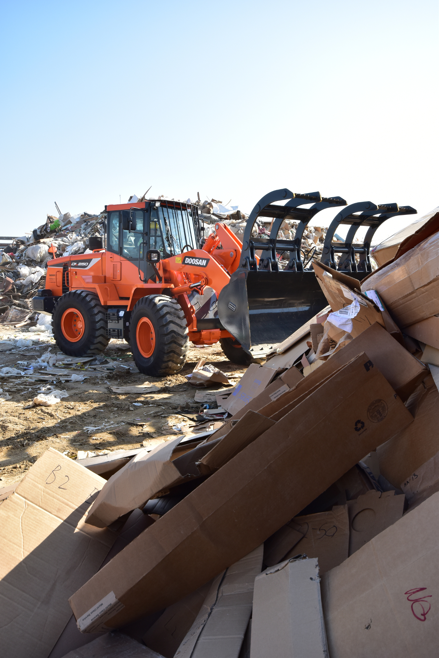 New Doosan wheel loader guarding package helps increase uptime ...