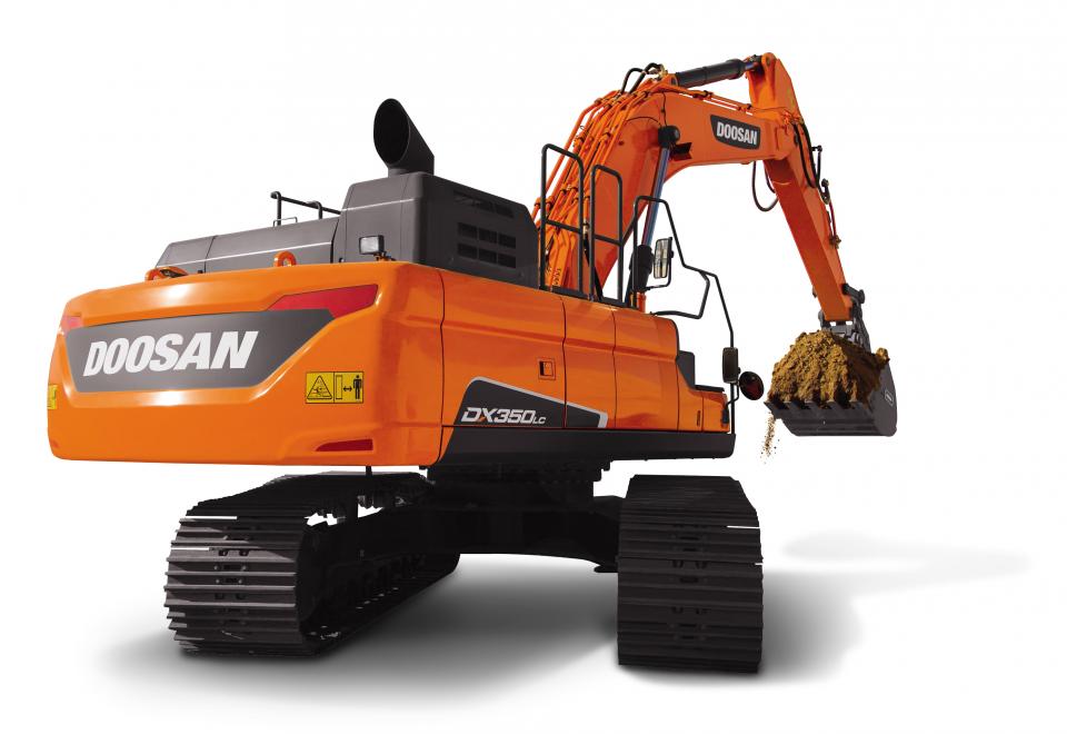 Doosan introduces two new Tier 4 crawler excavators — the DX300LC-5 and ...