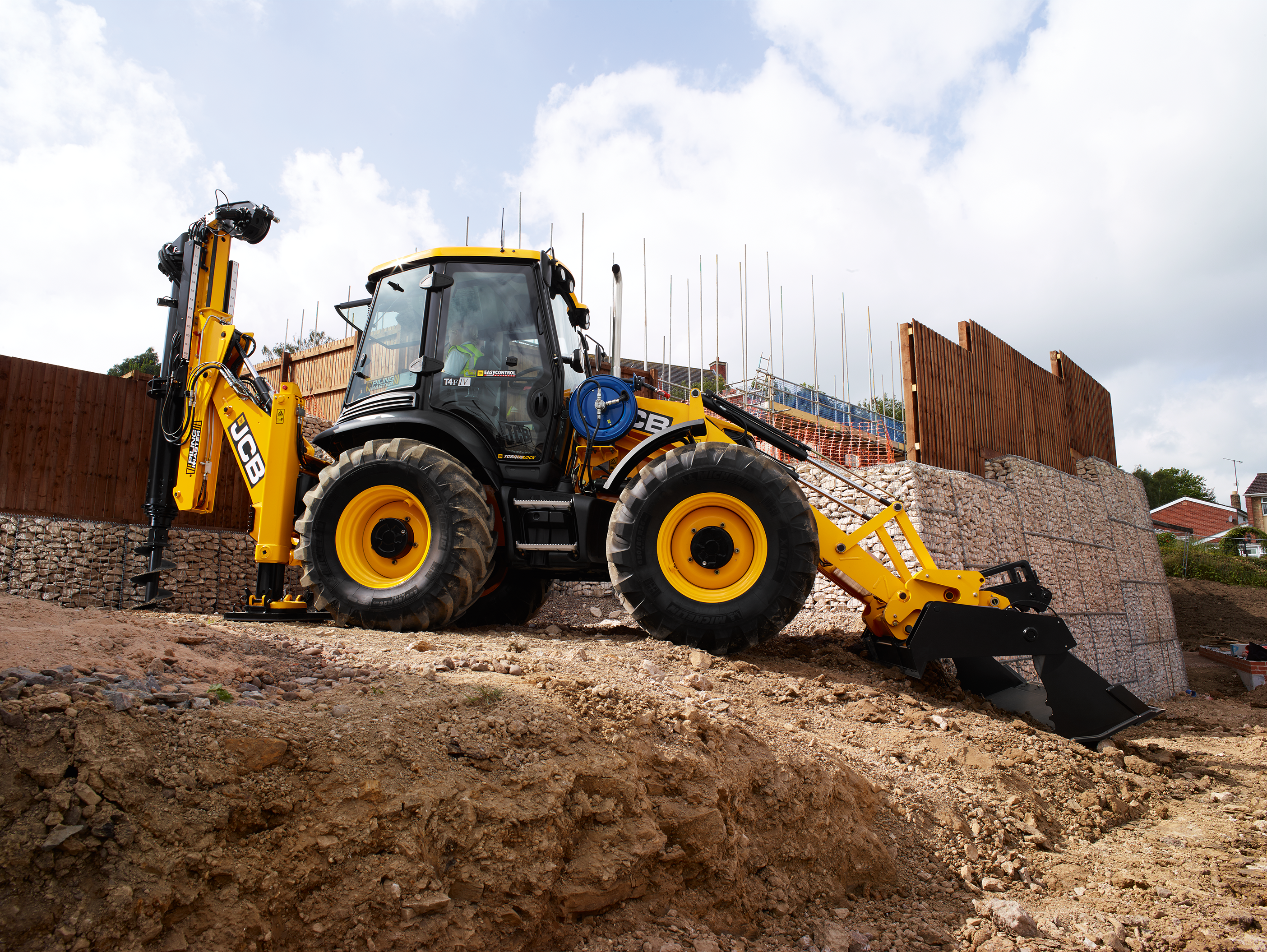 JCB Pilingmaster delivers new ground engineering solution | LECTURA Press