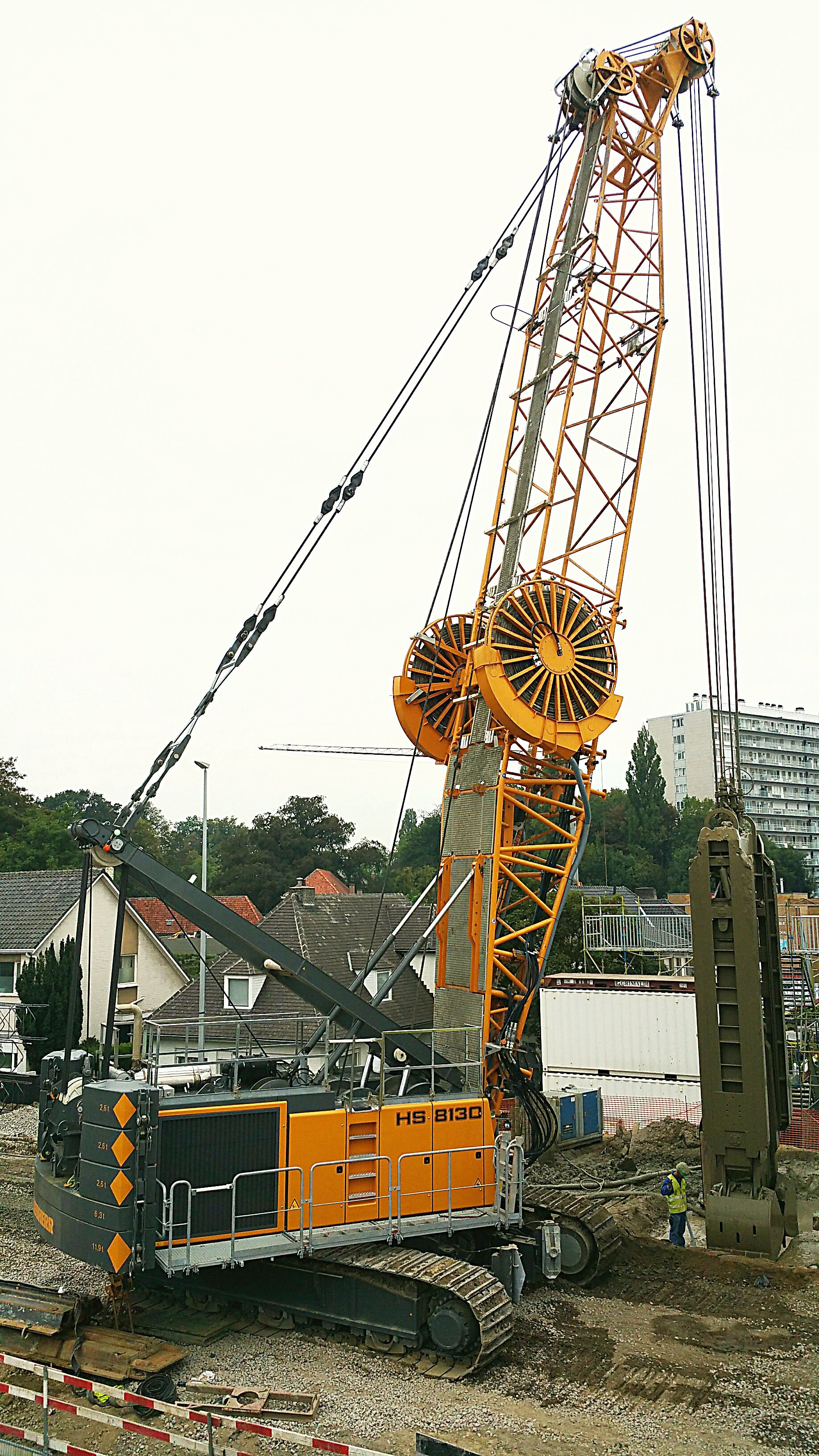 Comprehensive knowledge in deep foundation applications: Liebherr ...